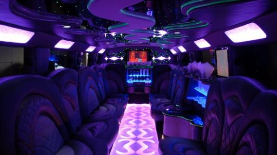 Royal Carriages Limousine | Rental Limo